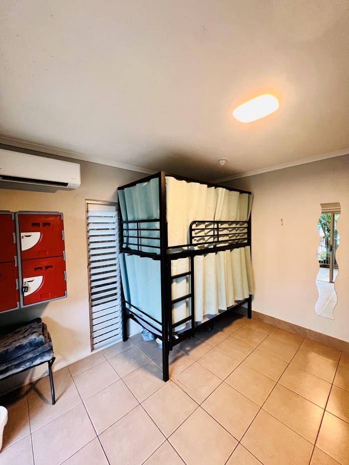 Rooms - Flashpackers Noosa Hostel
